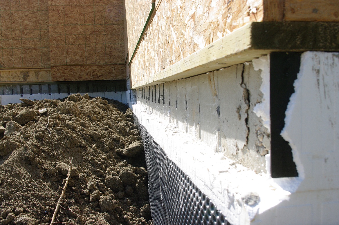 Thousand Square Feet: Day 27 - Final Interior Walls on Main Floor ...