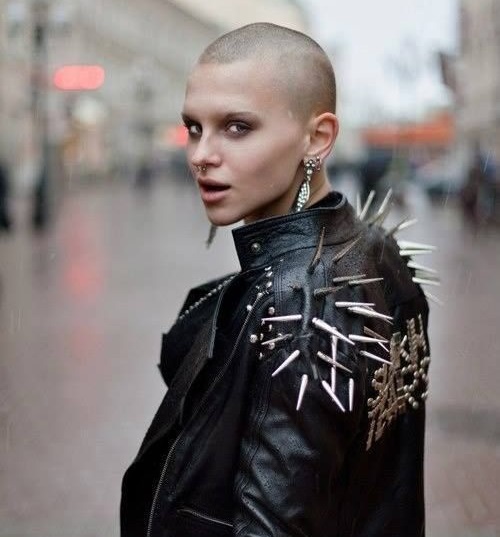 Los Ghouls Dhampiro - vampiro