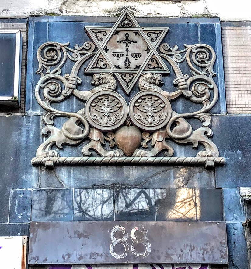 Patrick Comerford: A Whitechapel sign recalls a Jewish newspaper and ...