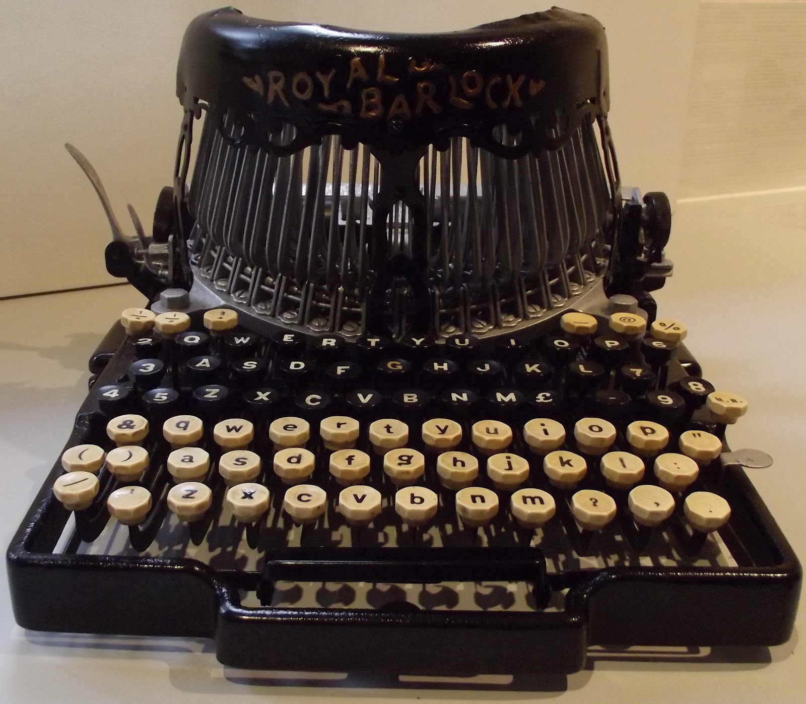 oz.Typewriter: Typewriters For The Big Exhibition