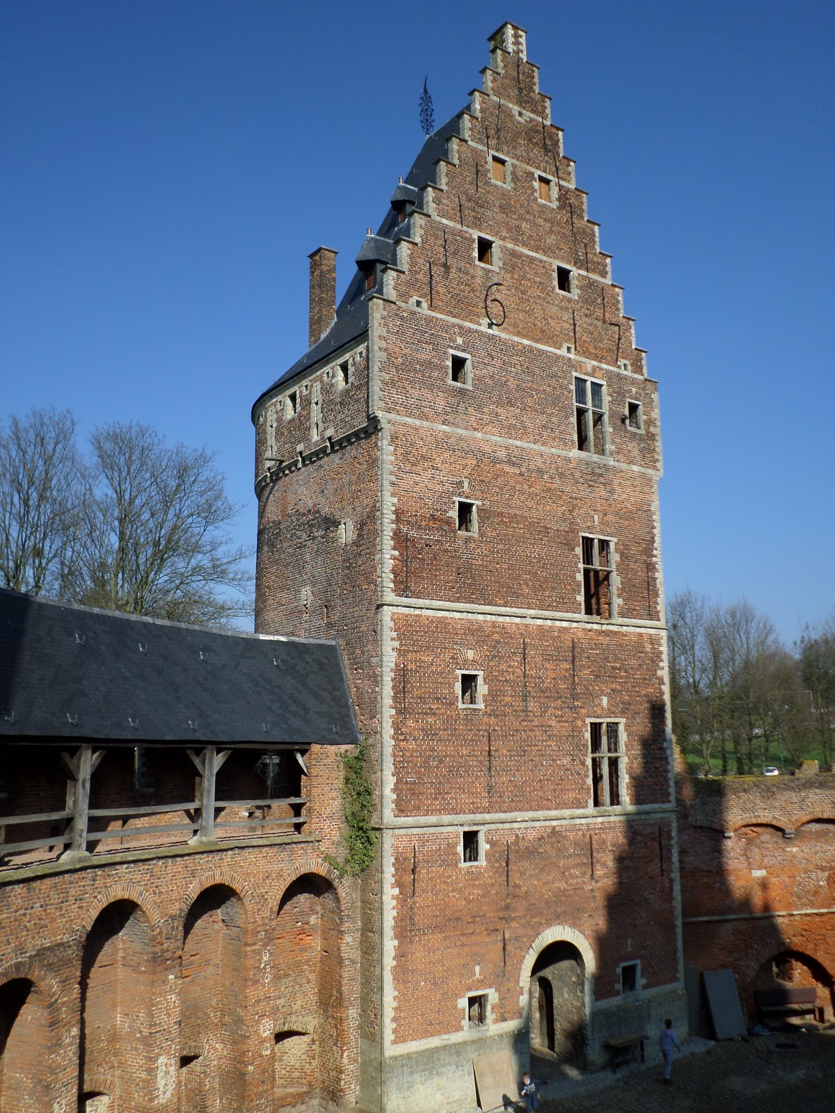 Le blog de Gasyaflo : Le chateau de Beersel en Belgique