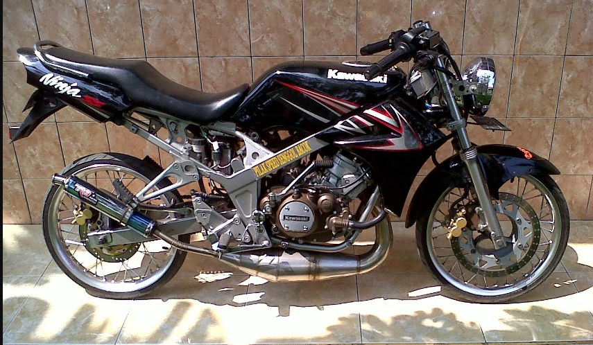 Modifikasi Motor Ninja R