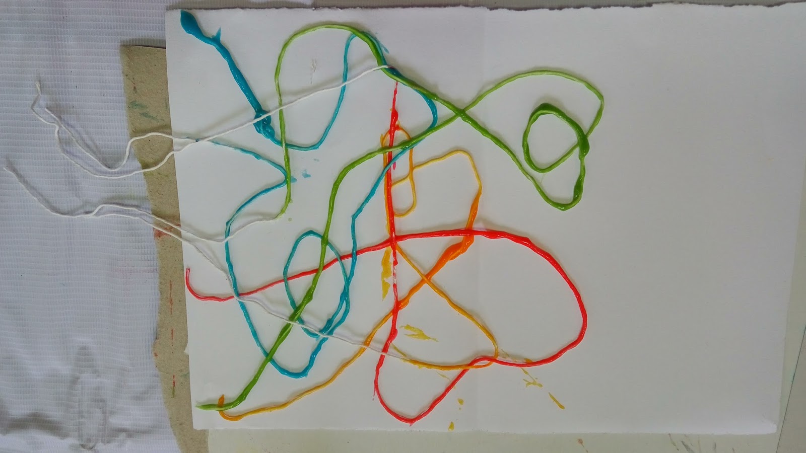 SENI RUPA ANAK USIA DINI: MENGGAMBAR DENGAN TEKNIK INKBLOT, TARIK ...