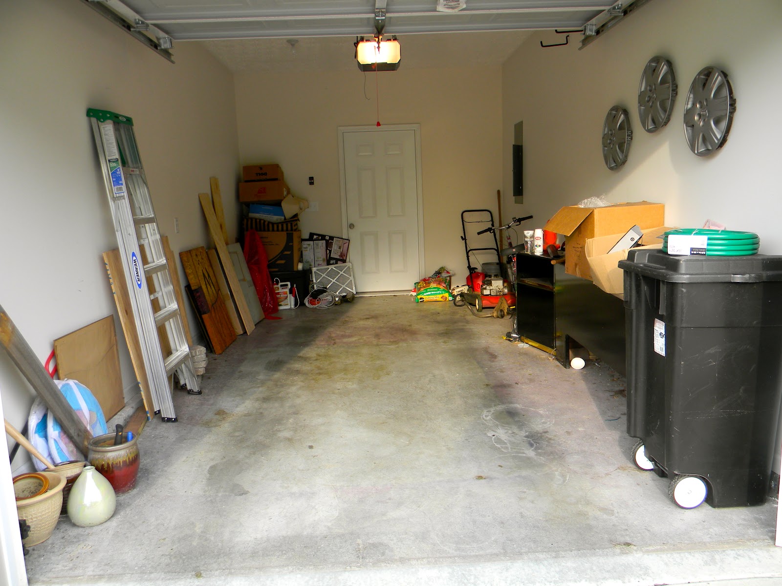 The Crafty Bachelorette: Garage Makeover
