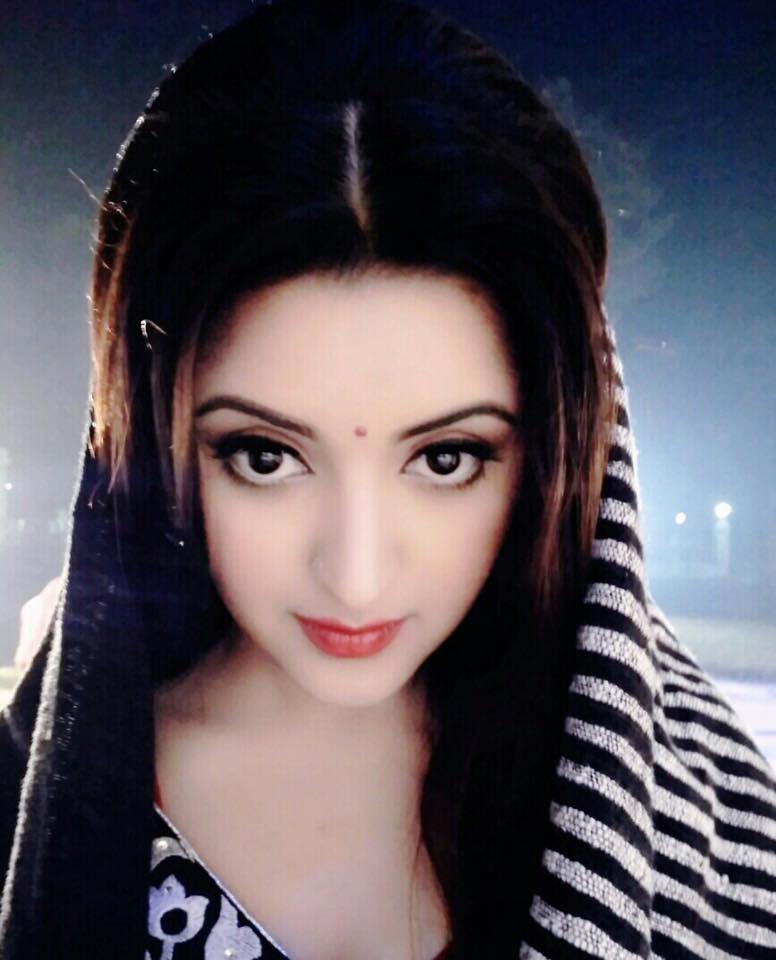 pori moni world- the best way to discover her: photo