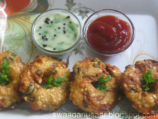 swaadanusaar: CRISPY VEGETABLE VADA