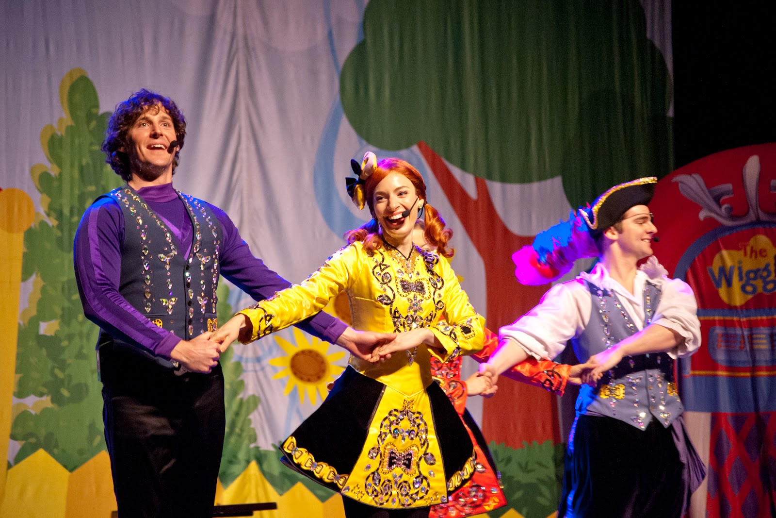 Rose Theatre Brampton Backstage: The Wiggles - October 16, 2015