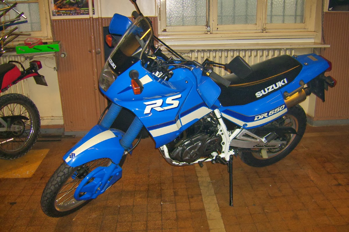 Self Moto Rhin: Suzuki DR 650 RS