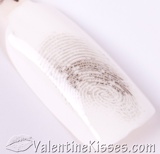 Valentine Kisses: Police inspired nail art (7 designs)