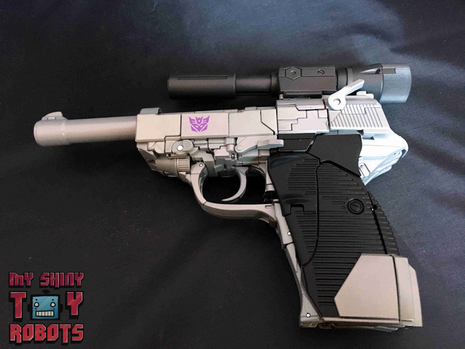 My Shiny Toy Robots: Toybox REVIEW: Transformers Masterpiece MP-36 Megatron