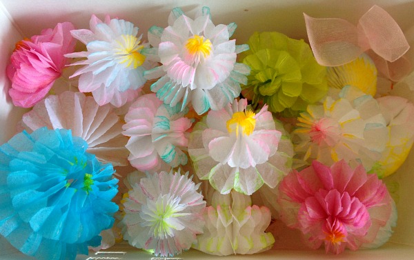 Yuri's Magnolia Blog: Doo-Bee-Pops Easter Wreath