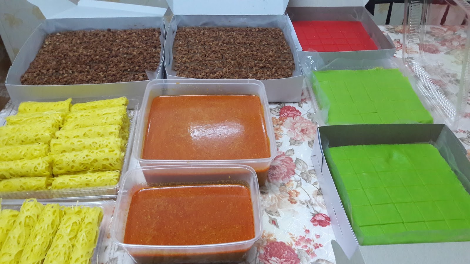 Teratak Honeyz: Aneka Talam dan Roti Jala