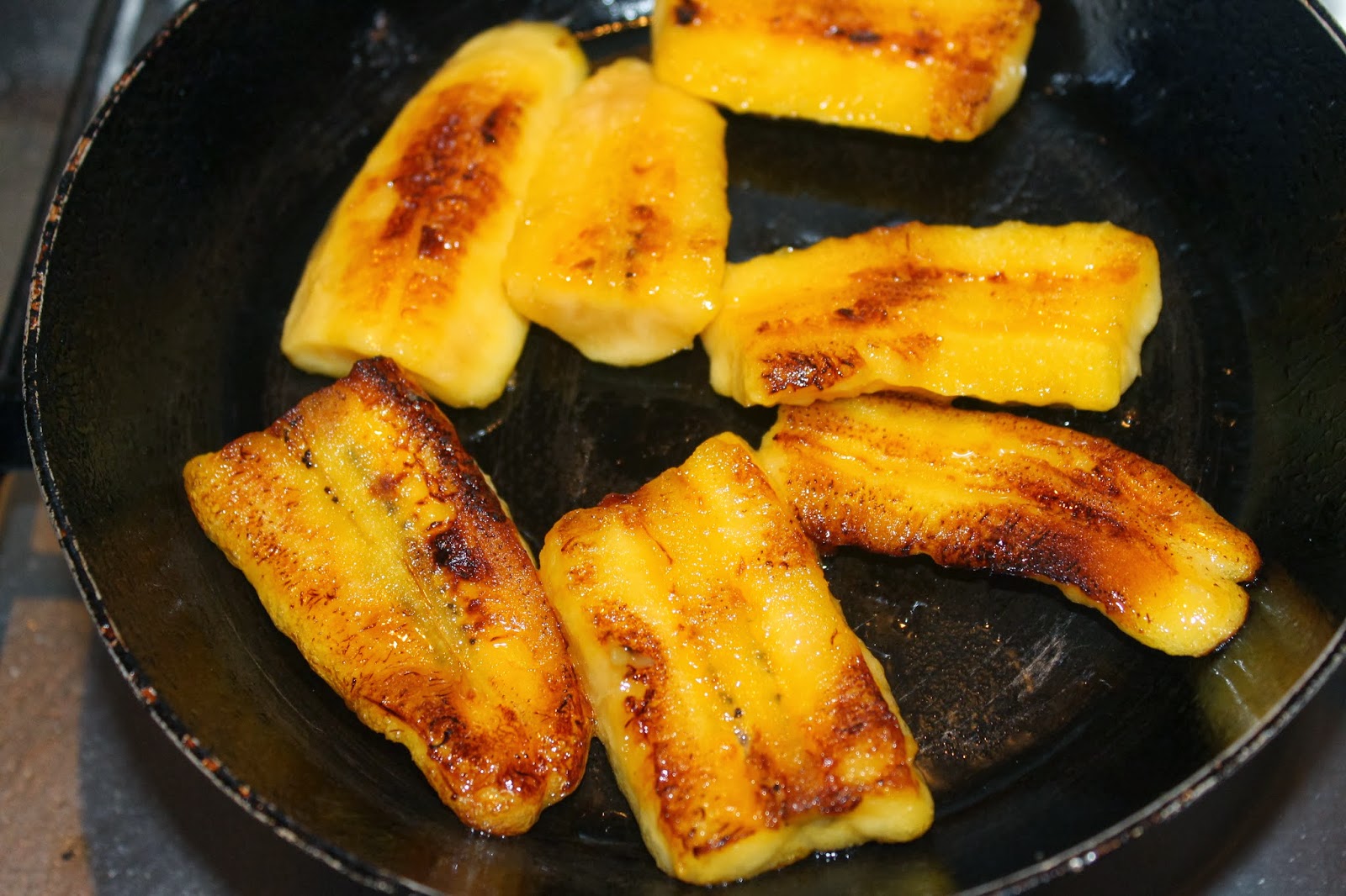 My Kitchen Treasure: Ghee fried Caramelised Bananas (Ethapazham)