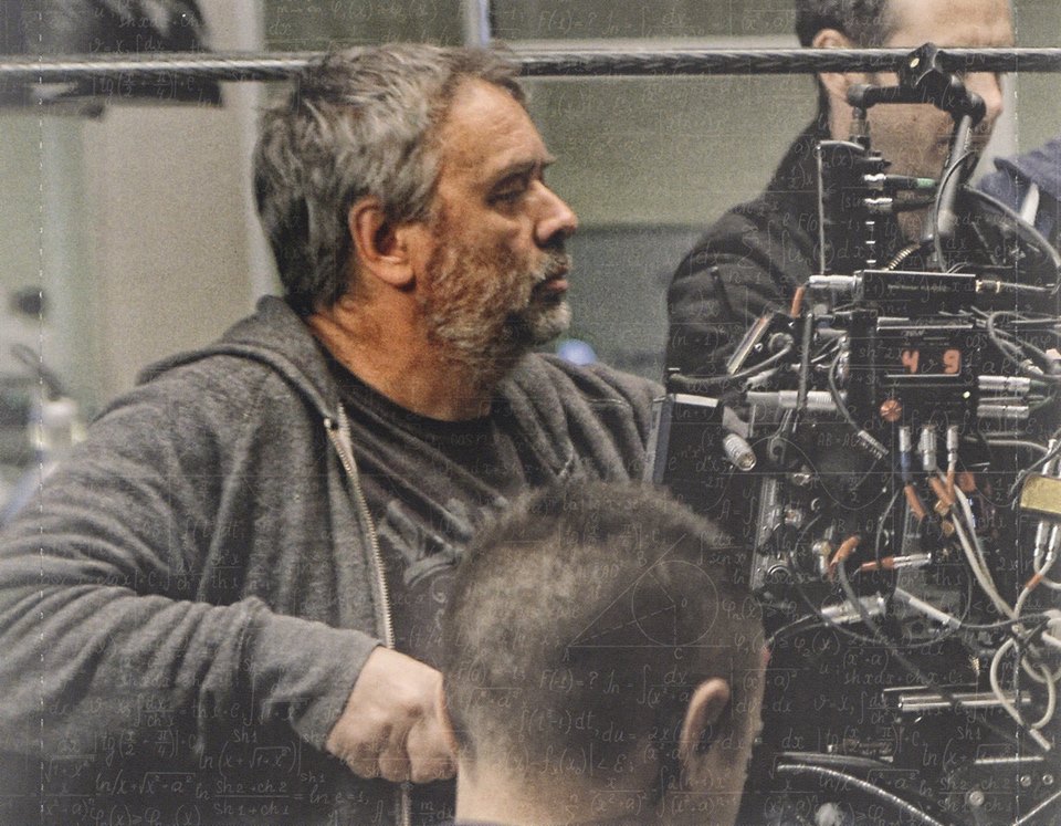 Encarte: Lucy (Soundtrack From The Motion Picture) - Encartes Pop