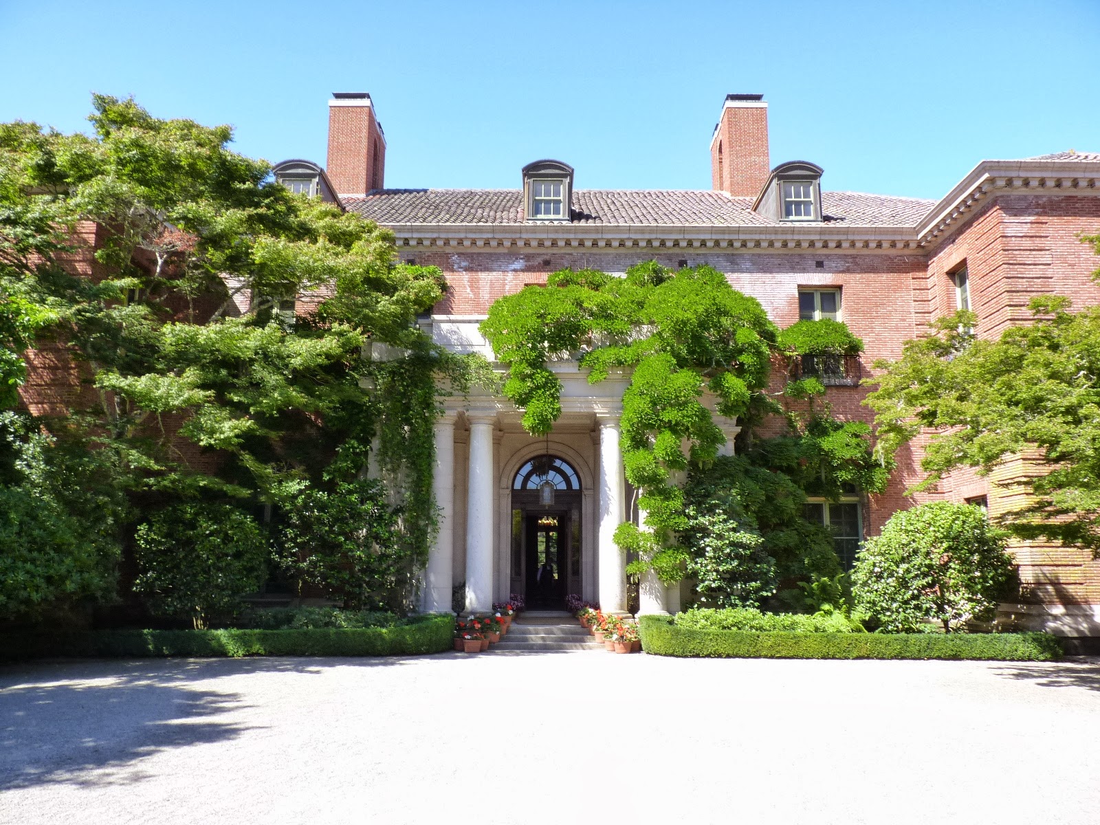 Luxury houses, villas and hotels: Filoli Mansion