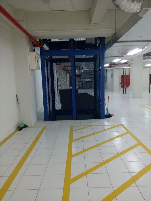 JUAL LIFT BARANG SURABAYA: Lift Barang