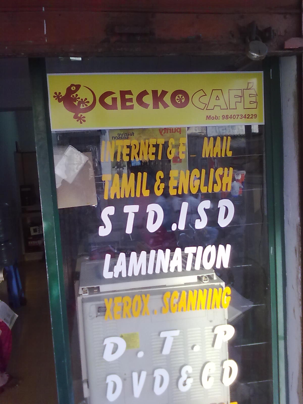 M2 MM1 S4 : Individual Project: End of an Era - STD Phone booths