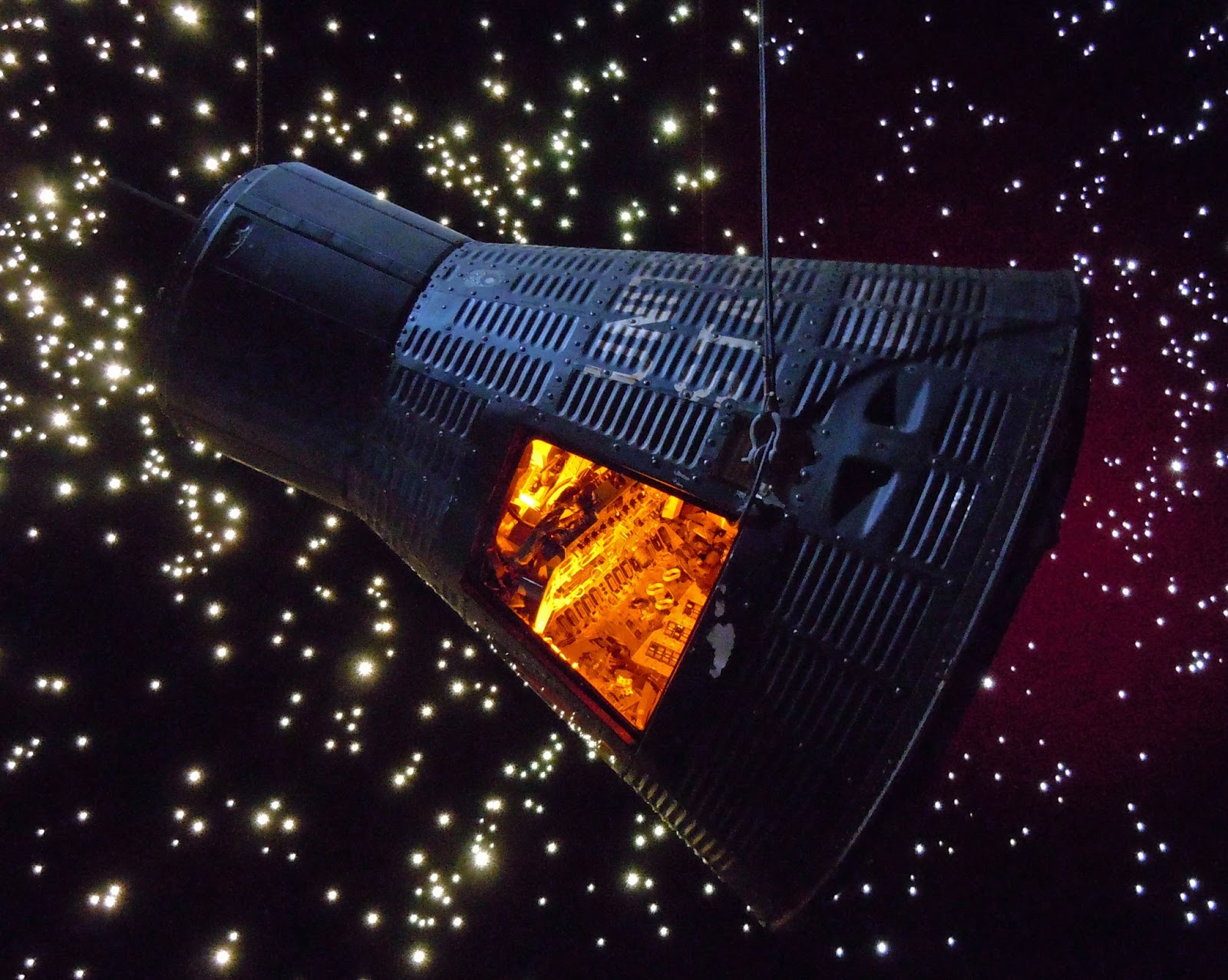 SPACE RELICS: La capsule Mercury - Faith 7 - au Houston Space Center