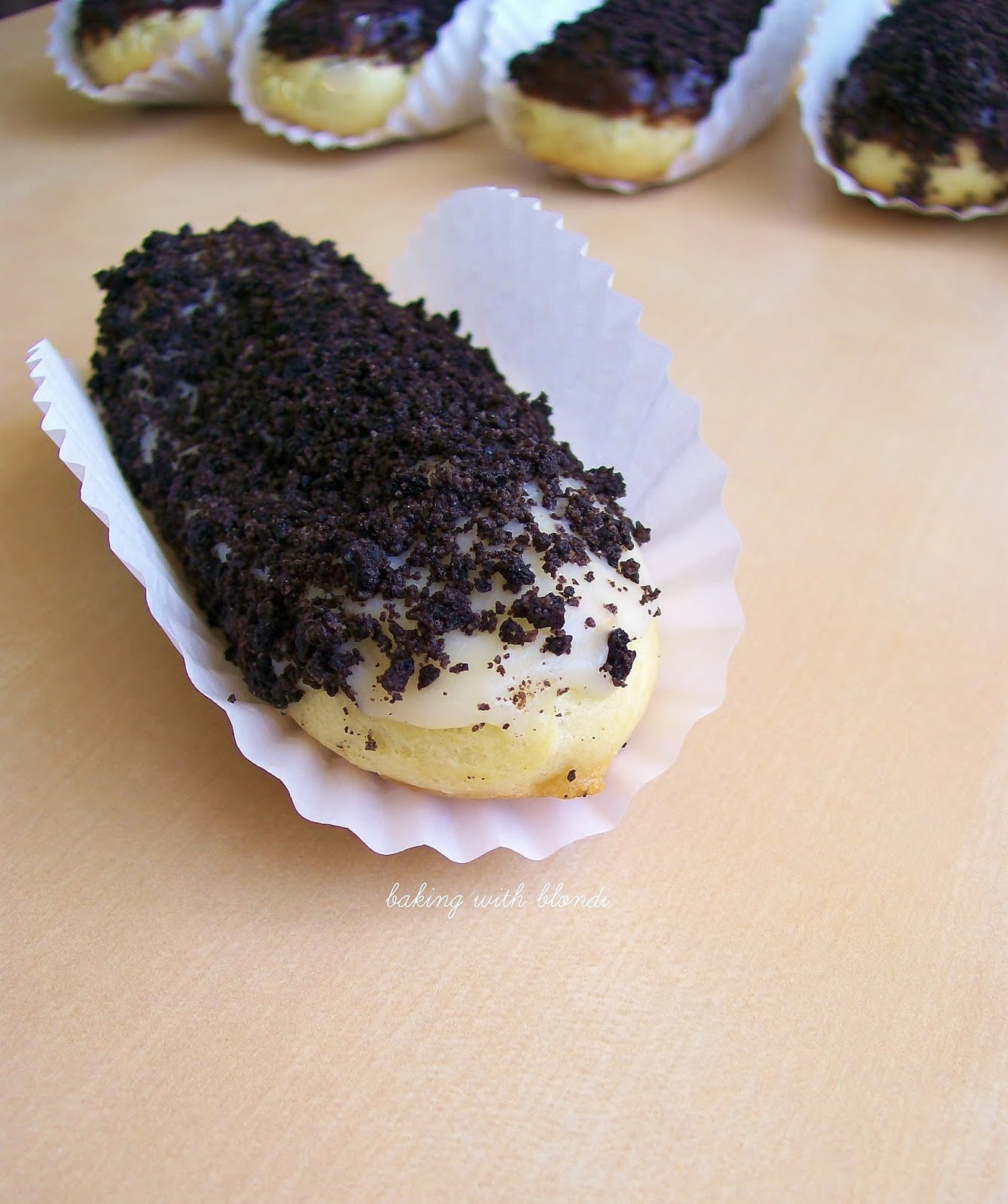 Cookies & Cream Eclairs