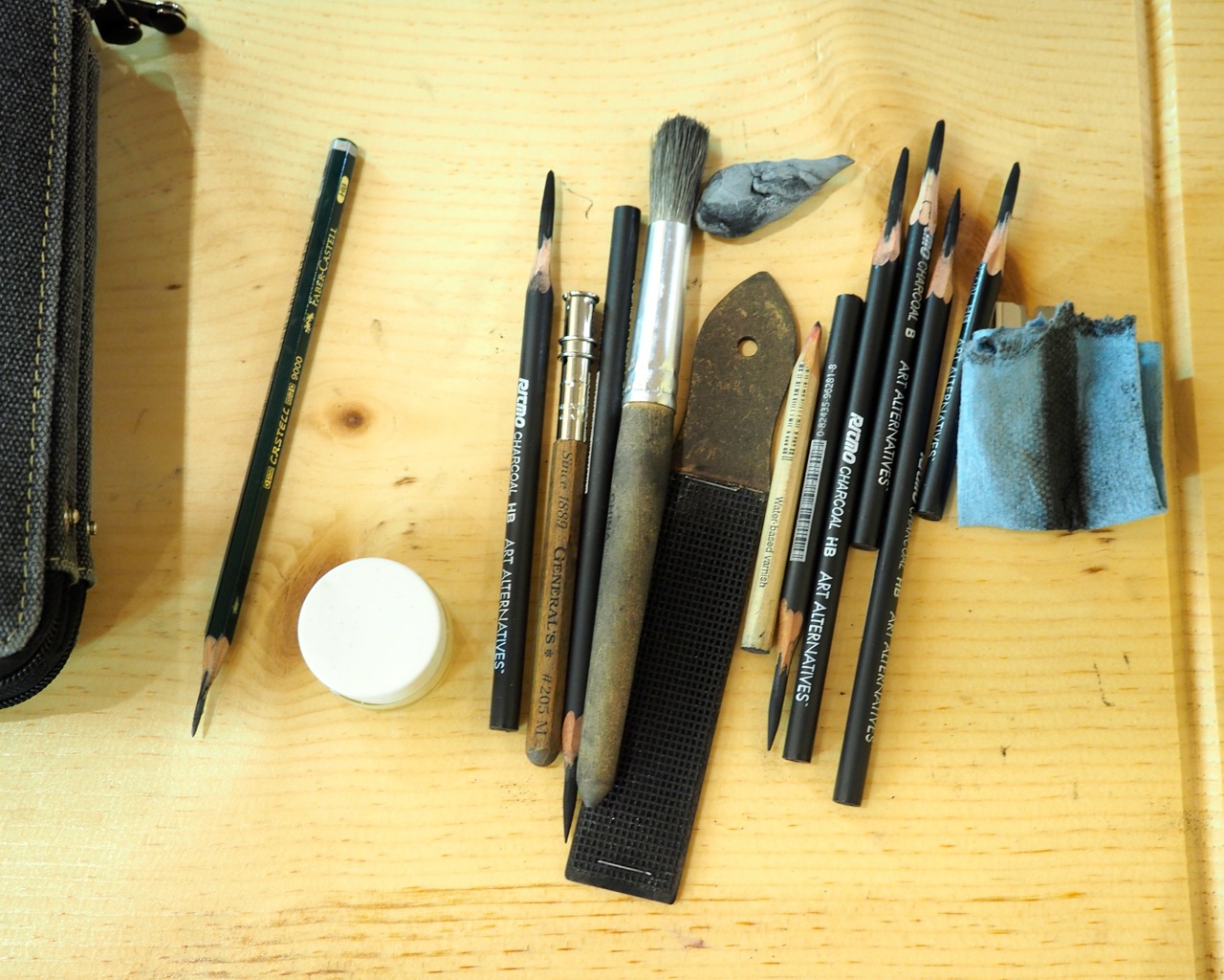 Photos and Stories: Robin Cole Smith at the Huntington Beach Art League