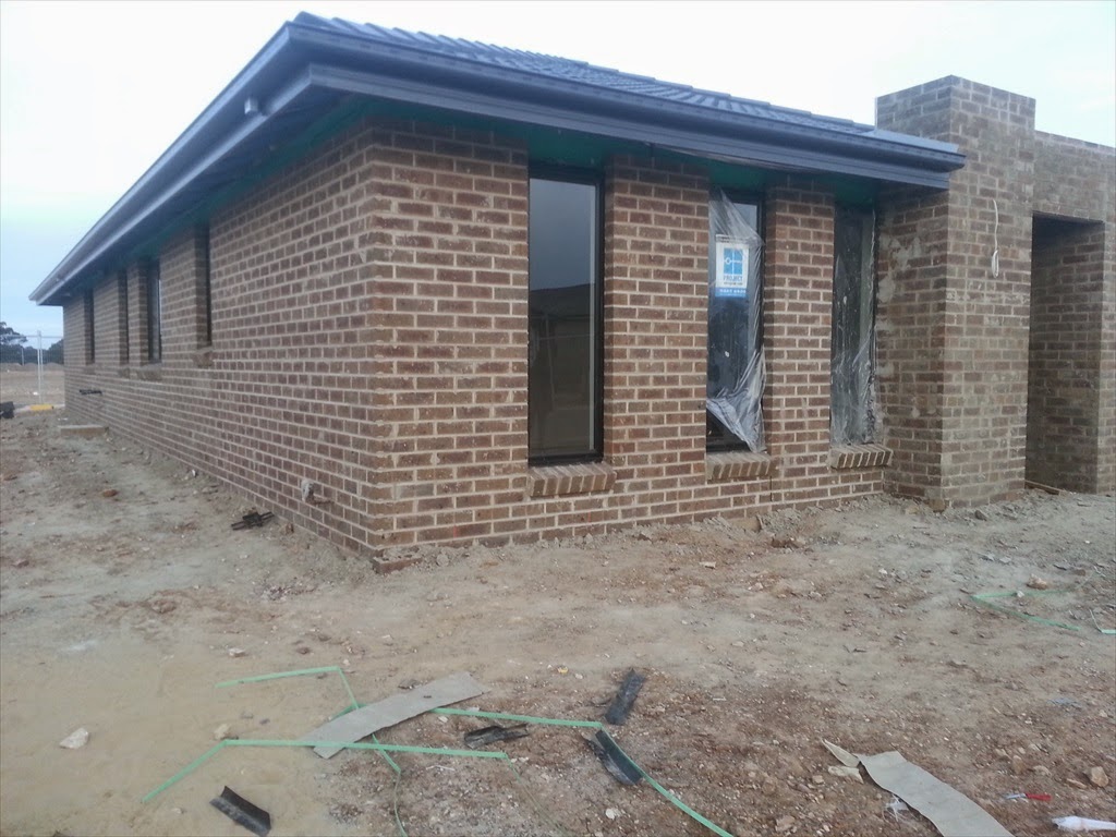 Building Our First Home - JG King: Lock Up Stage - Bricks done and ...