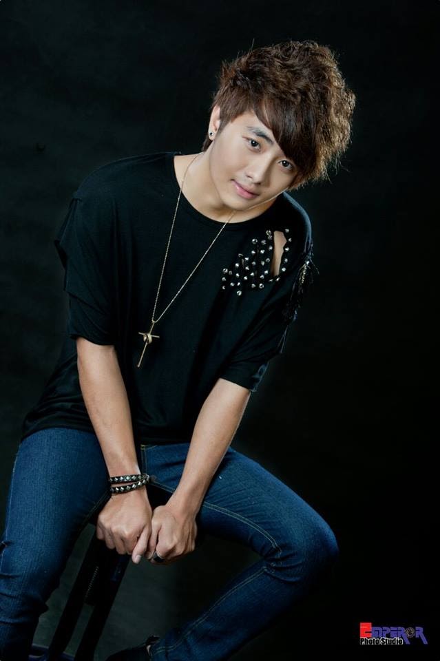 M y a n m a r H u n k s: Myo Ko Kyaw