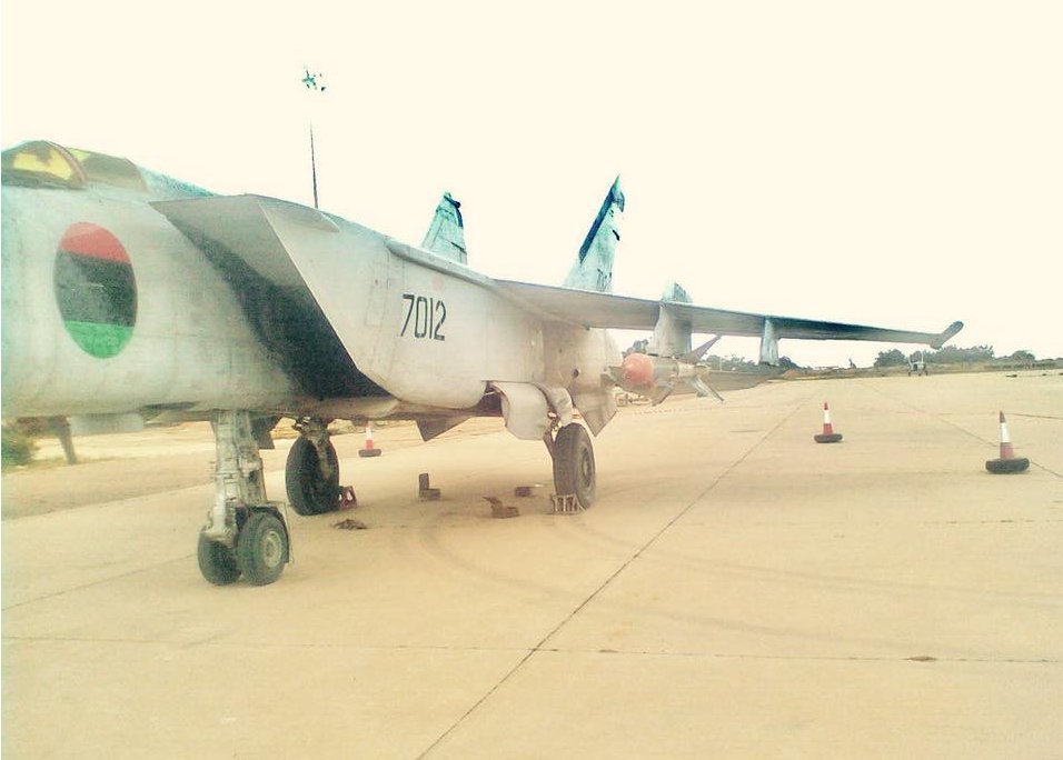 Libyan Air Force MiG-25 Foxbat Interceptor reactivated – Military Africa