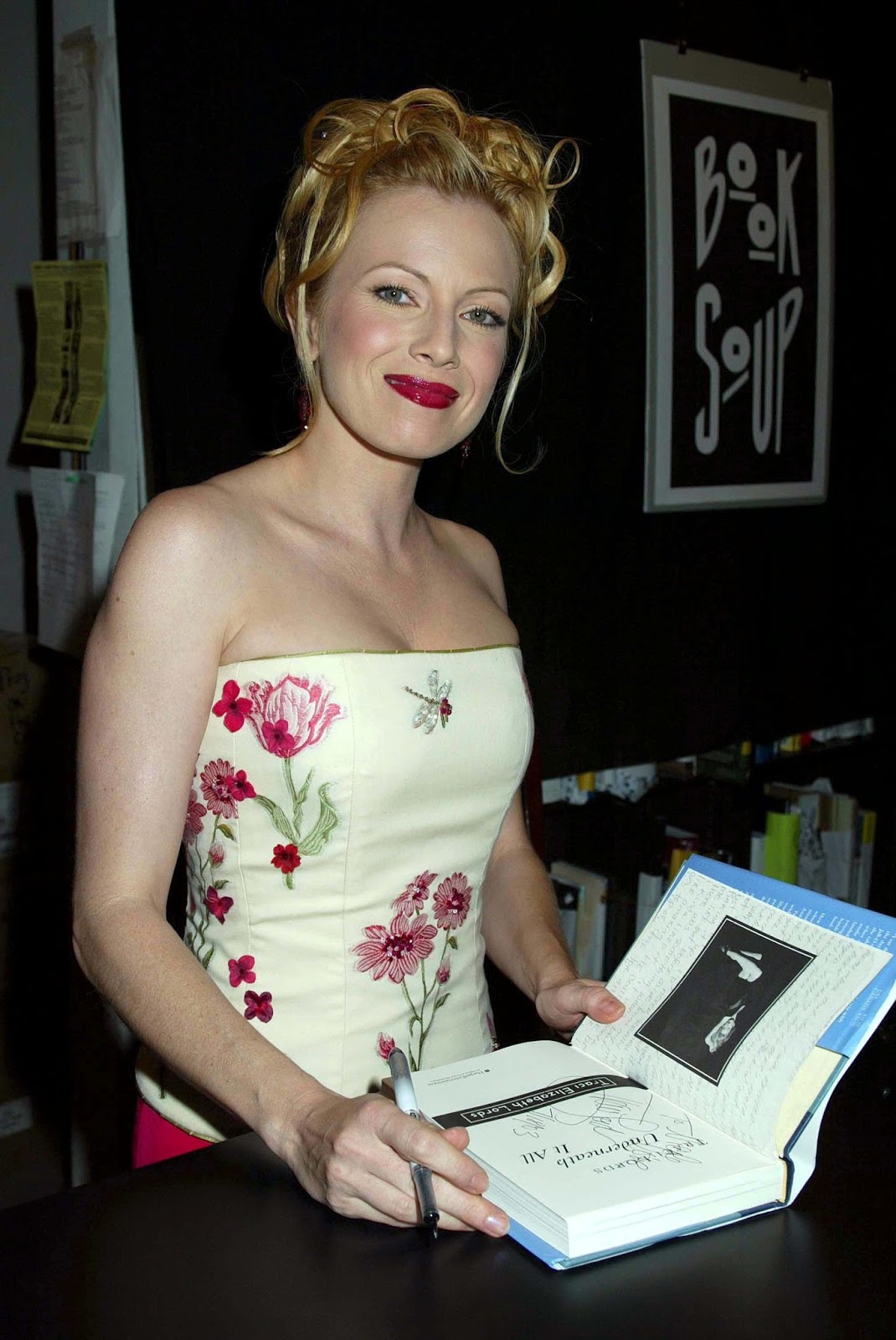 Traci Lords by Traci Lords - menjes