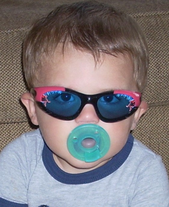 Mom Mart: Pacifier Weaning: When is it time to get rid of the pacifier?