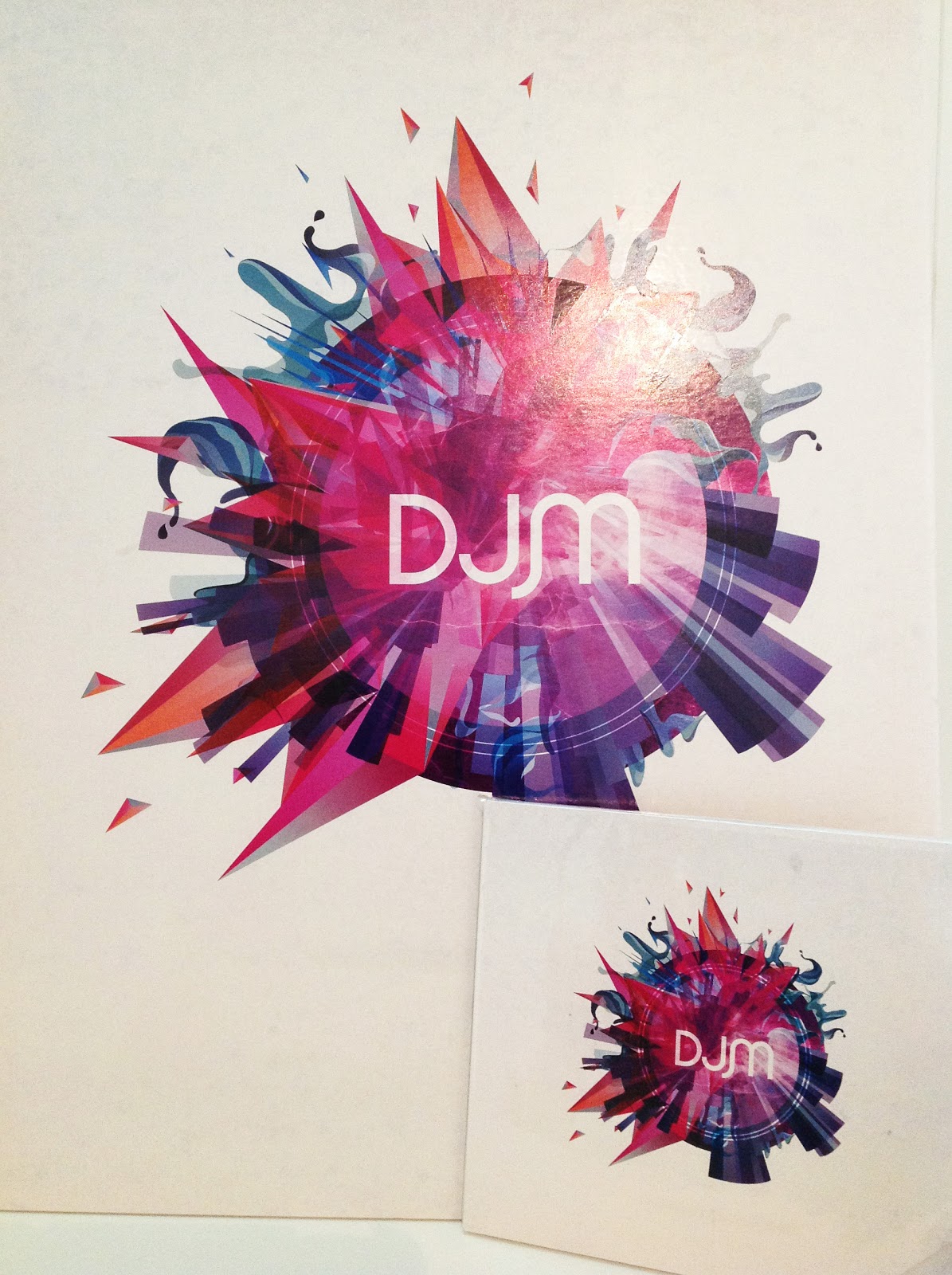 San Design: ILLUSTRATION : FINAL TASK 3 ILLUSTRATING MUSIC (ALBUM COVER)