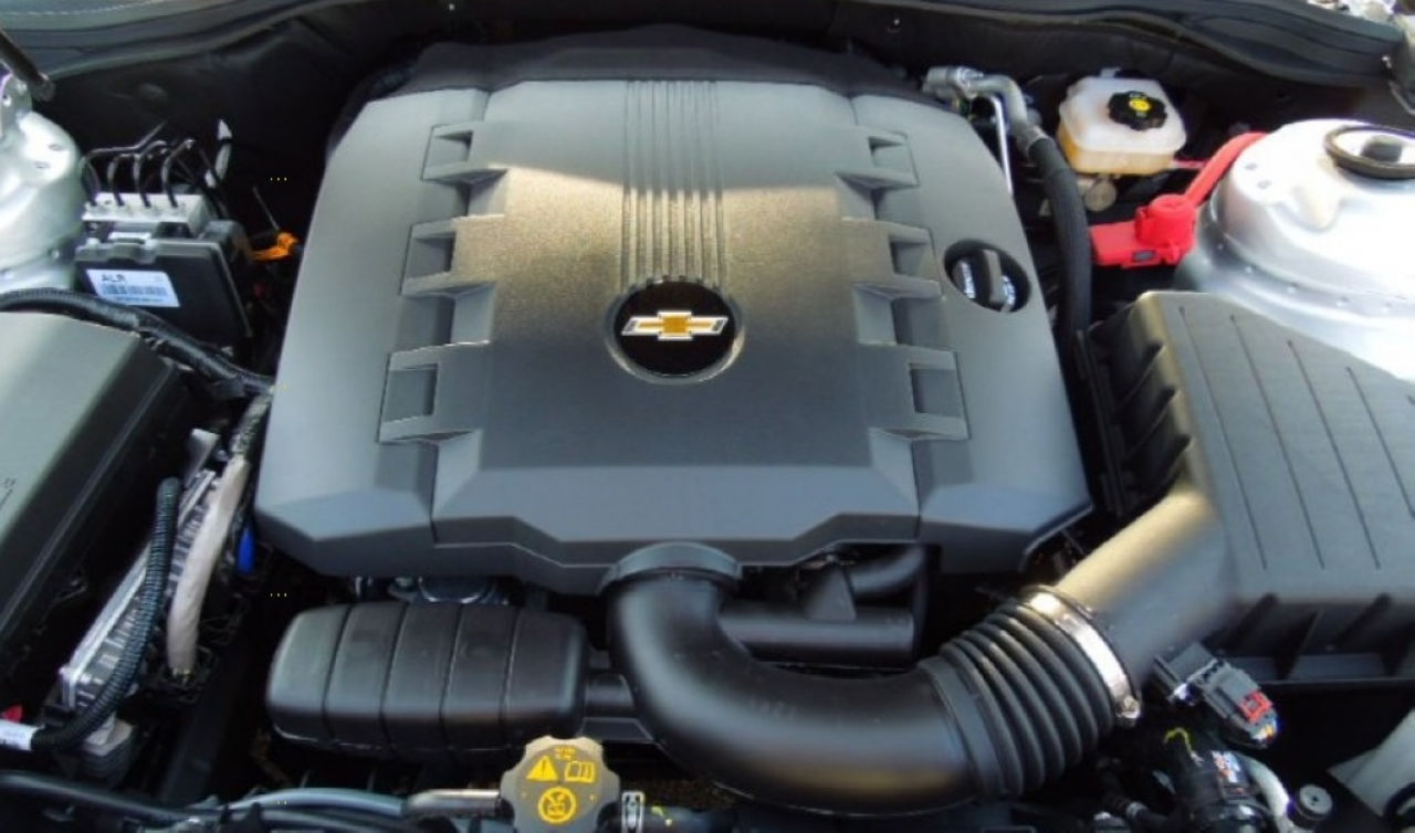 Born for SoCal: Chevrolet Camaro V6 Convertible | MotorFlair