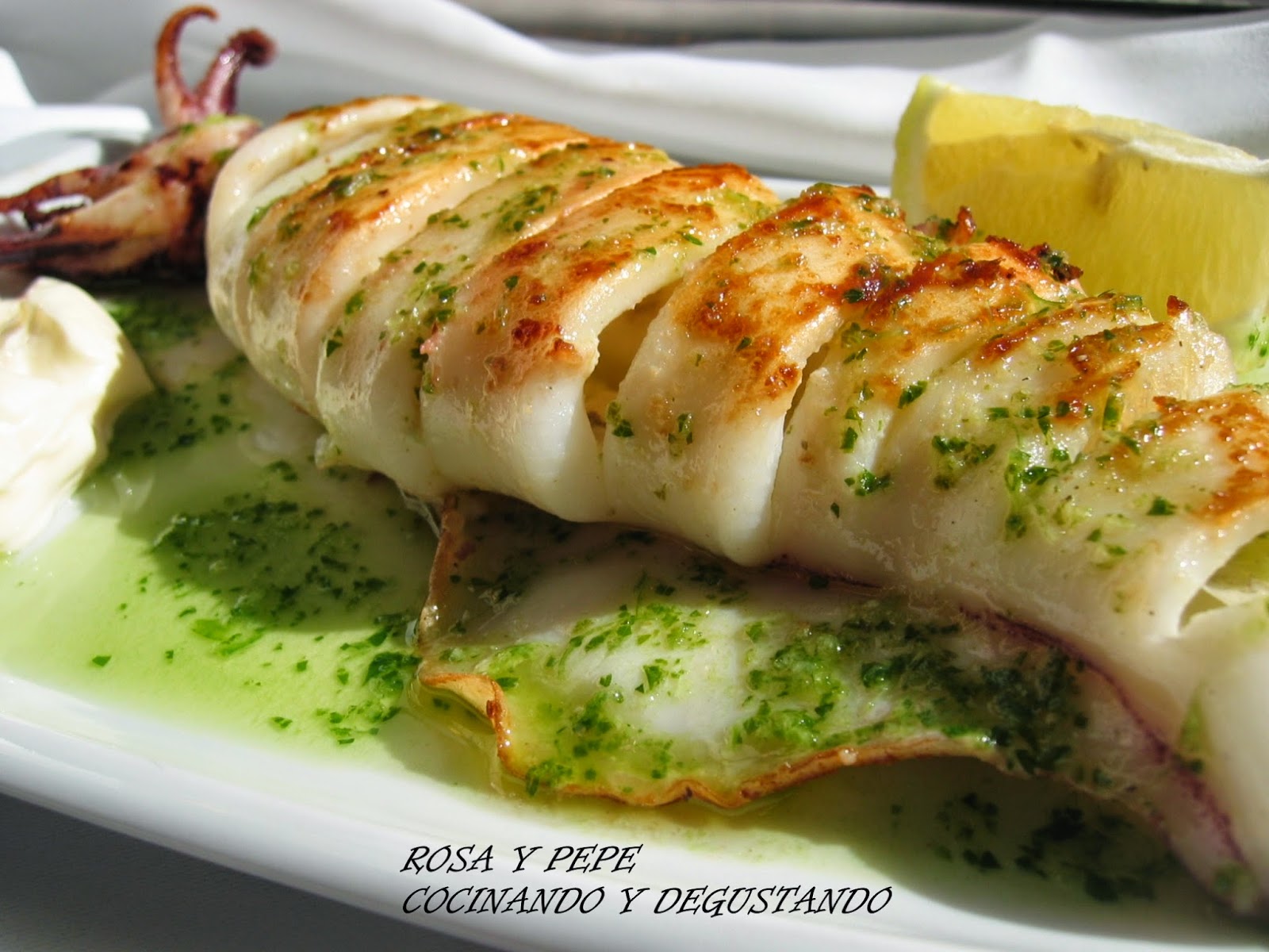 COCINANDO Y DEGUSTANDO: CALAMAR DE PLAYA A LA PLANCHA CON SALSA MERI 78