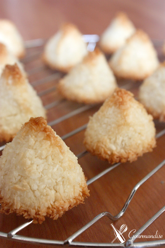 Coconut macaroons