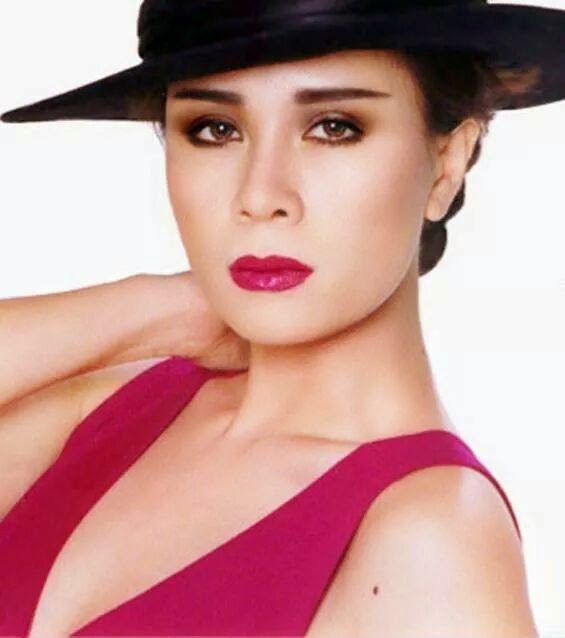 Ngoc Lan - Voice of an Angel: The Most Beautiful Photos of Ngoc Lan