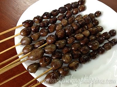 Backpacking Philippines: Street Food: Grilled Chicken Spleen (Bato-bato)