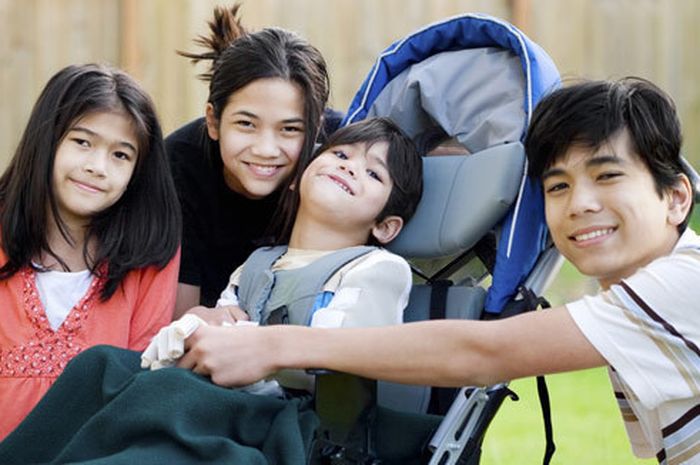 AKTIVITAS BERAT UNTUK ANAK BERKEBUTUHAN KHUSUS - Kumpulan Materi