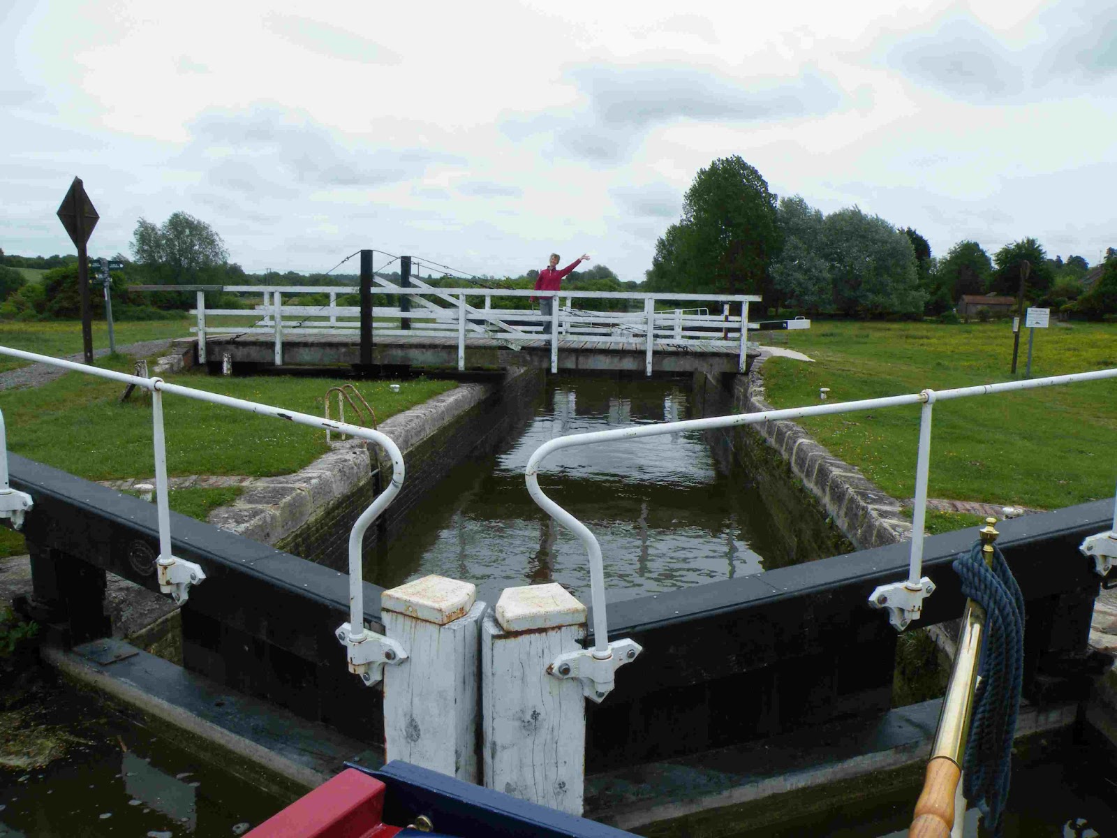 Travelling the Canals of England: All Downhill now to Bristol!
