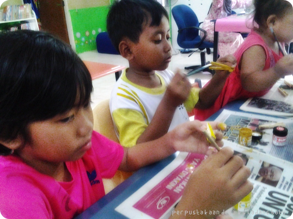 Perpustakaan Desa PNM Kg Ladang Batu: Kraf Clothespin Dragonfly