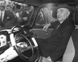 BEAUTİFUL CARS...: Türklerin ilk yerli arabası DEVRİM - DEVRIM Turks ...