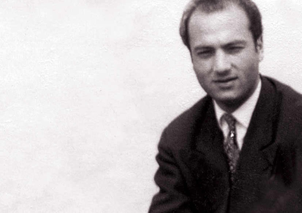 Historical Wallpapers: Ali Shariati (علی شريعتی) (1933-1977)