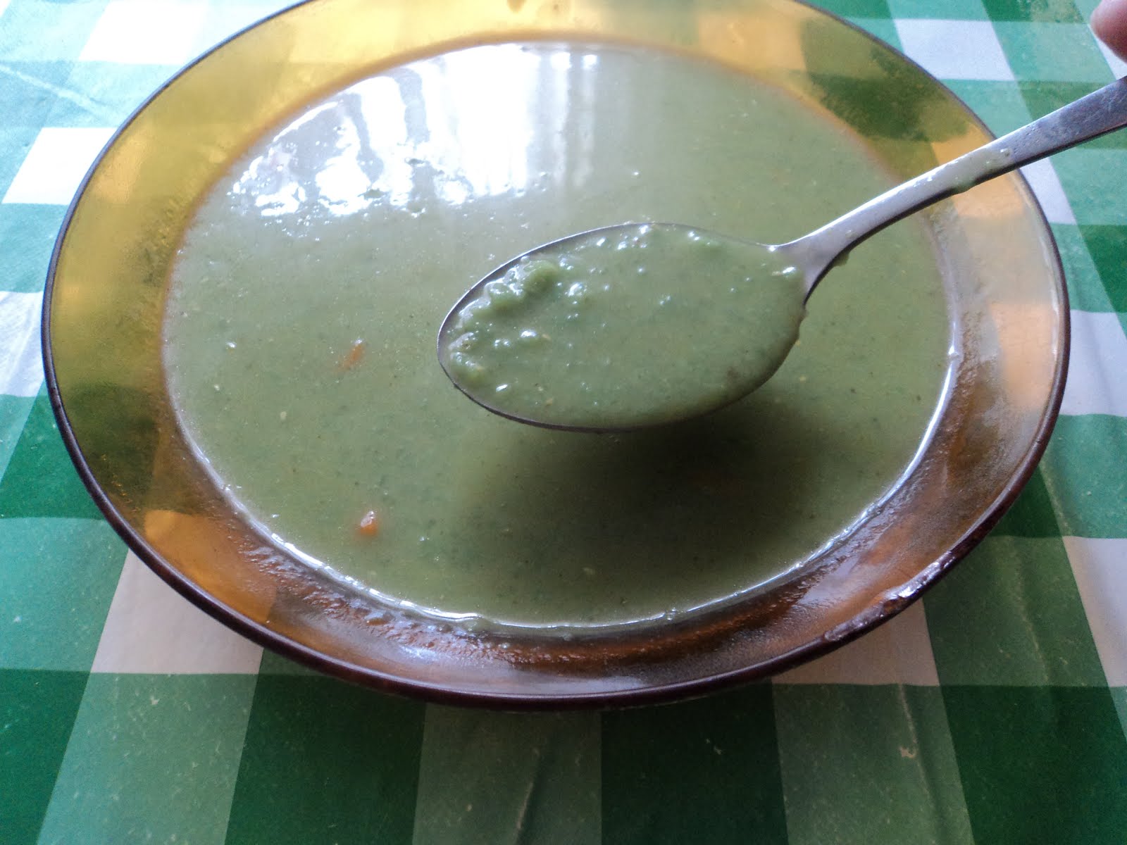 APRENDIENDO A COCINAR: SOPA DE SEMOLA CON VERDURAS