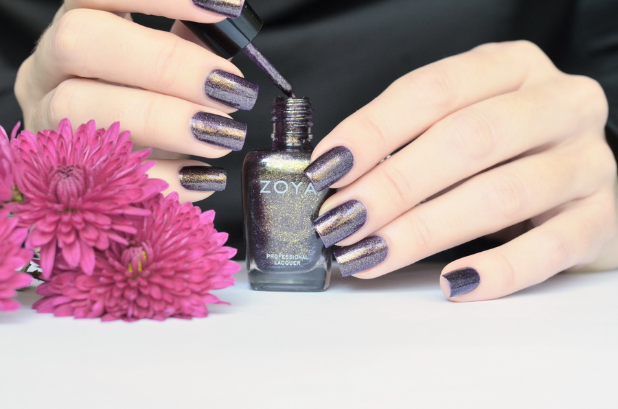 Rysichka: Zoya Sansa