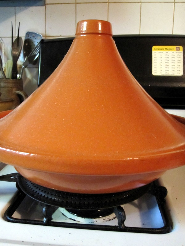 Starving Artists in the Kitchen: Tajine Tajine! Moroccan Cooking