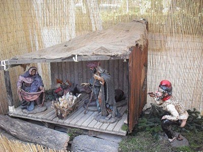 Serene Musings: El Caganer: Feliz Navidad!