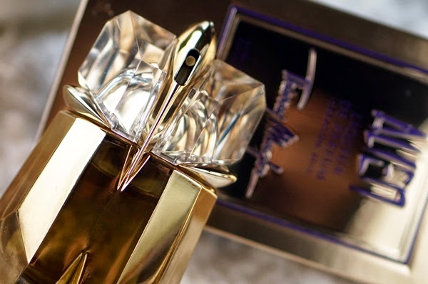 Thierry Mugler Alien Liqueur de Parfum review - Beautyill