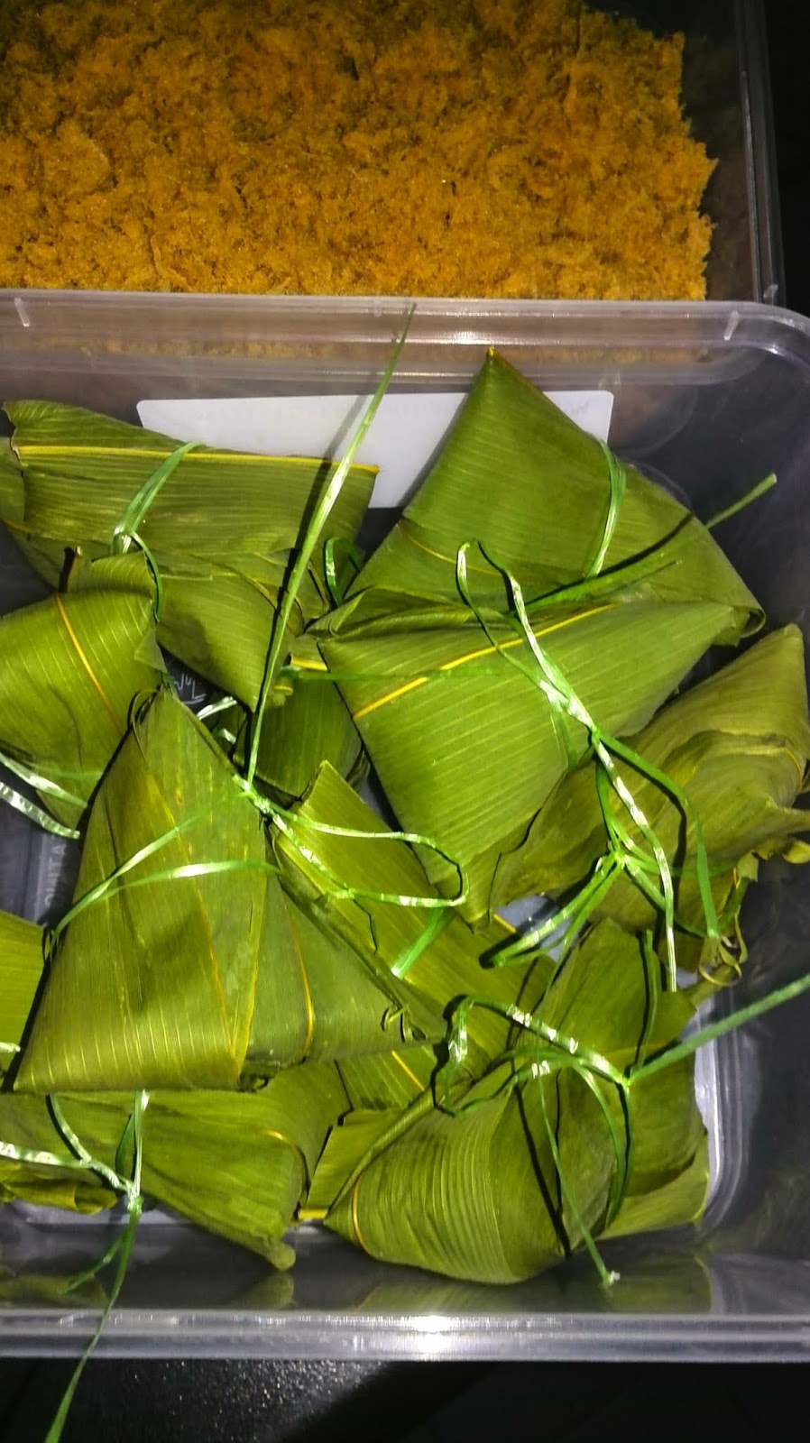 namakucella: KETUPAT DAUN BULUH