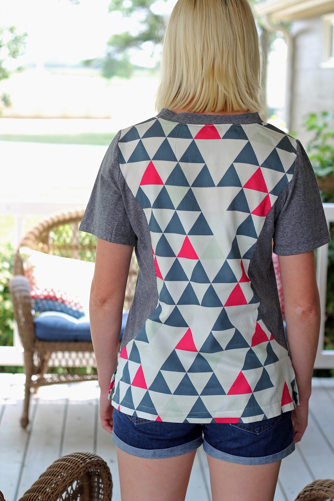 Tutorial sewing pocket on a scrub top pattern 1020 - gbseoseoga