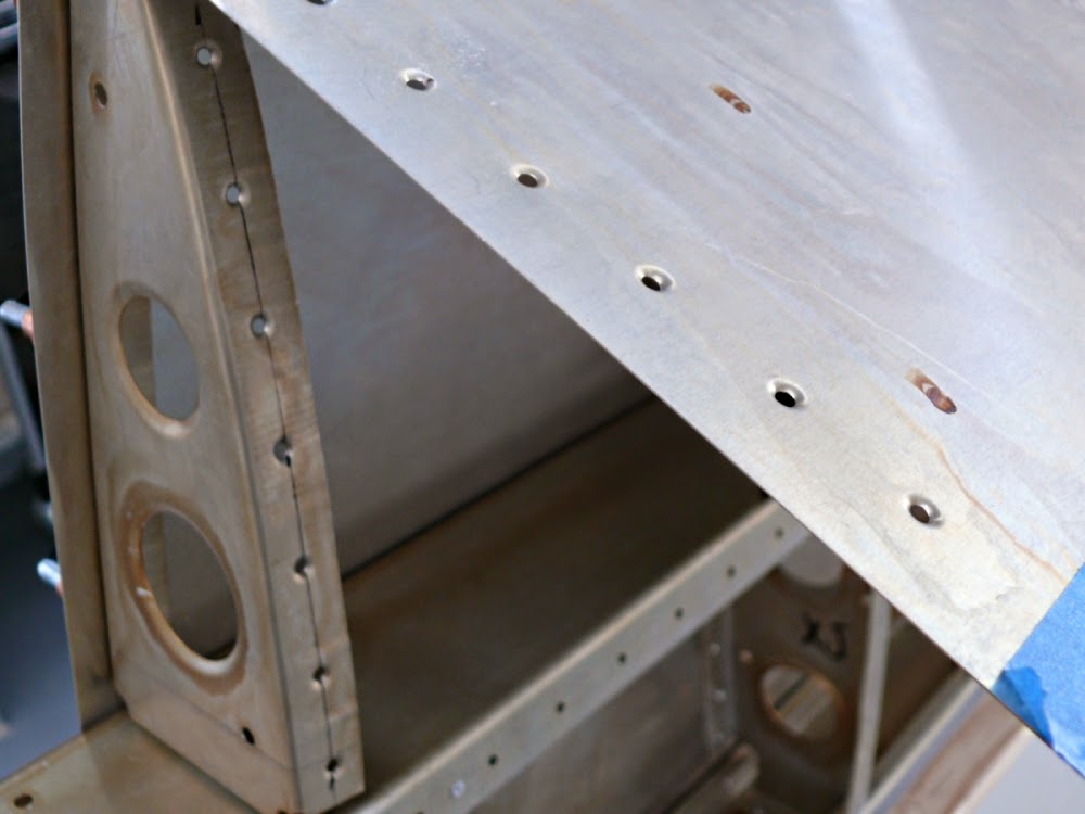 Flying Legend Tucano-R at Rylstone: Dimpling Skins