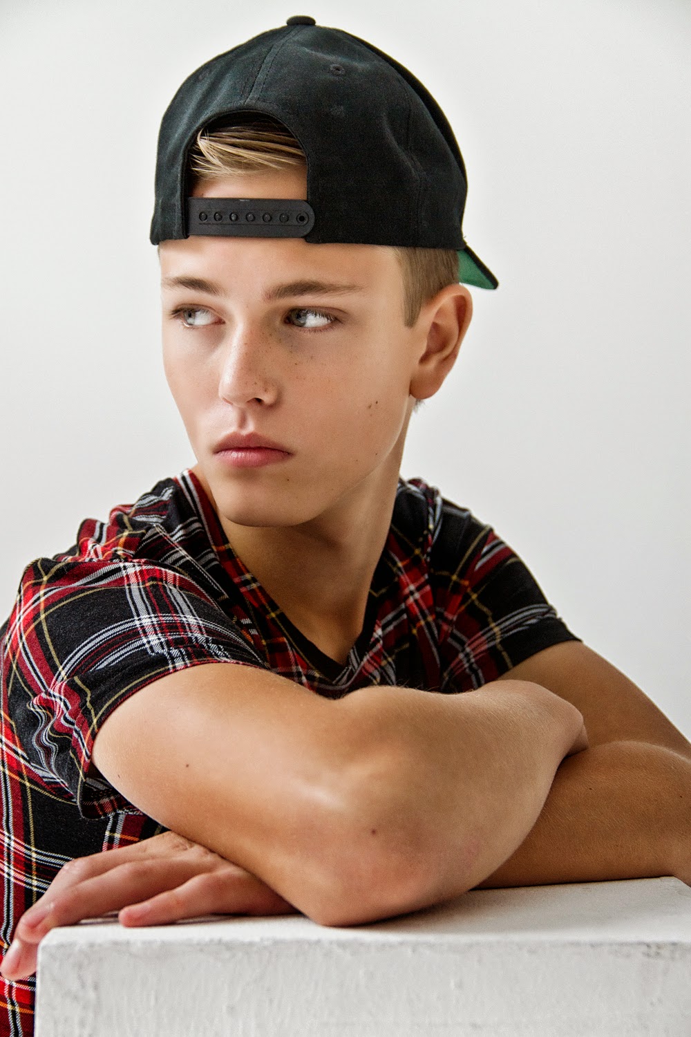 Alpha Male Model Management: DAVY - Photography by Rob Jacobs