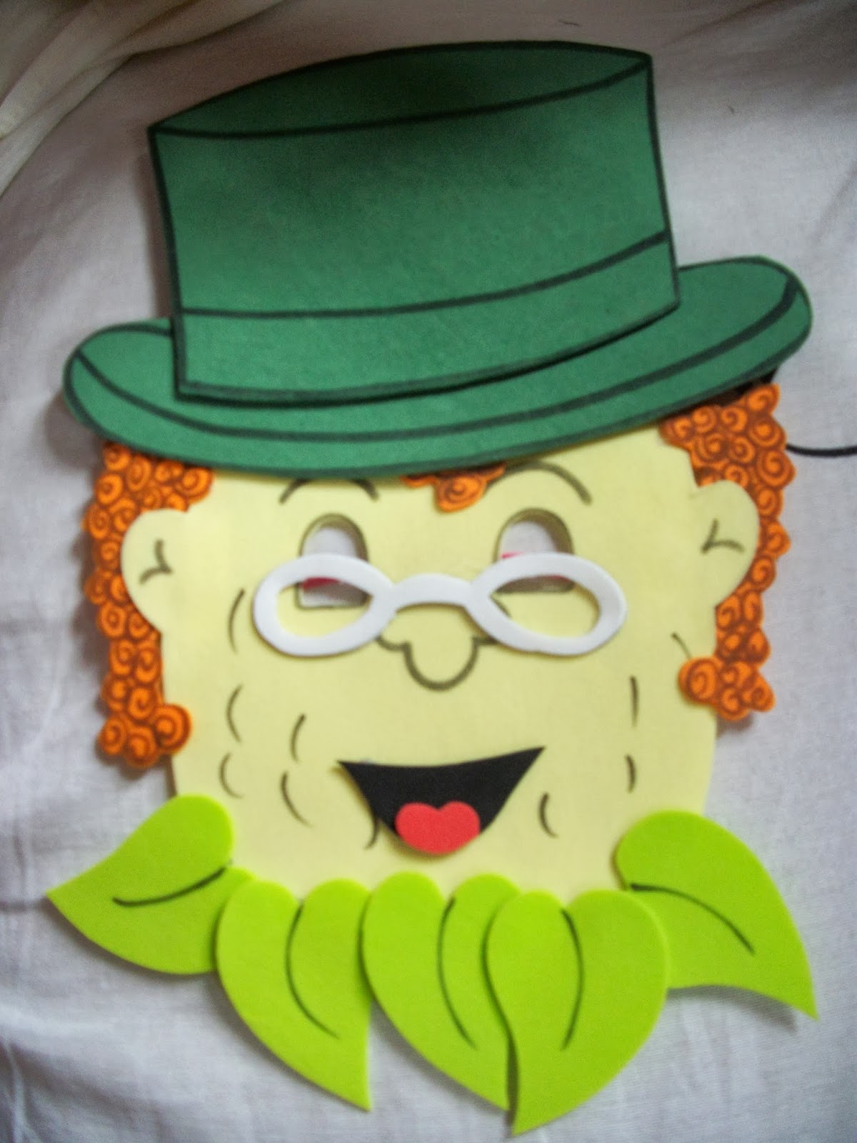 Inventando e Criando decorações: Máscara do Visconde